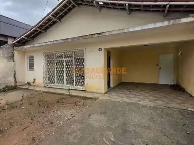 Casa / Sobrado para Venda em São José dos Campos/SP Jardim das Indústrias 3 Quartos