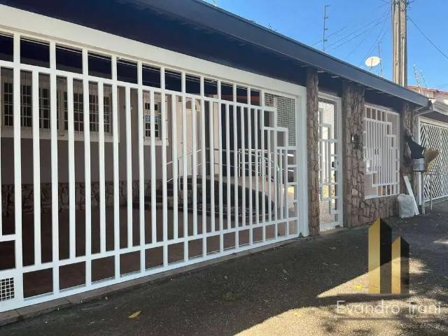 Casa / Sobrado para Venda em São José dos Campos/SP Jardim das Indústrias 3 Quartos