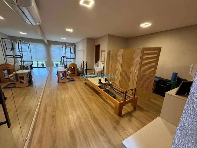 Casa / Sobrado para Venda em São José dos Campos/SP Jardim das Indústrias 3 Quartos