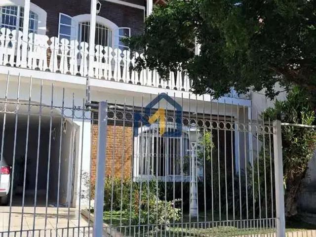 Casa / Sobrado para Venda em São José dos Campos/SP Jardim das Indústrias 3 Quartos