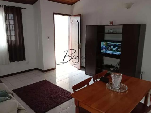 Casa / Sobrado para Venda em São José dos Campos/SP Jardim das Indústrias 3 Quartos