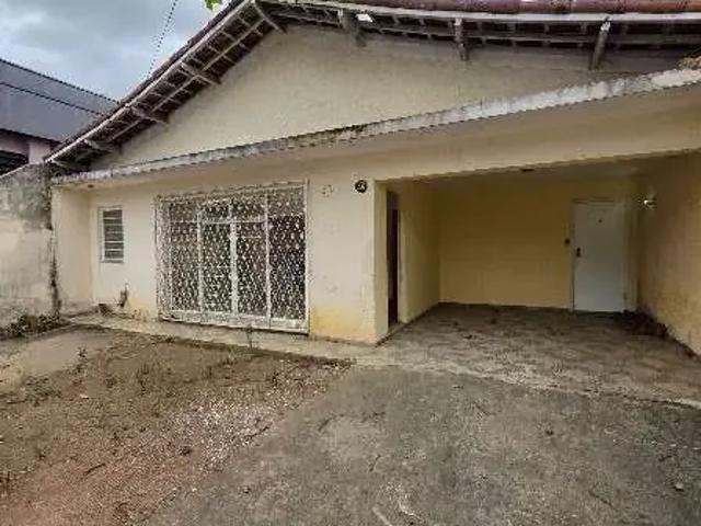 Casa / Sobrado para Venda em São José dos Campos/SP Jardim das Indústrias 3 Quartos