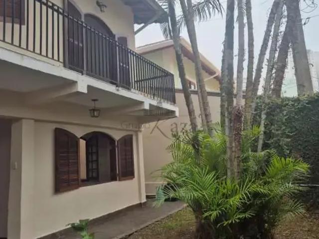 Casa / Sobrado para Venda em São José dos Campos/SP Jardim das Indústrias 3 Quartos