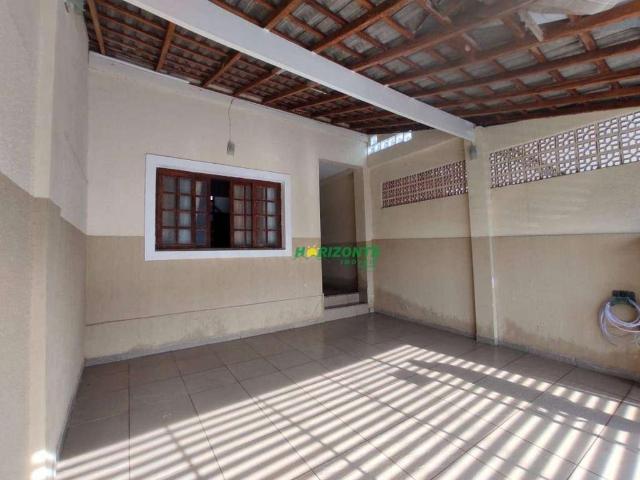 Casa / Sobrado para Venda em São José dos Campos/SP Jardim das Indústrias 3 Quartos