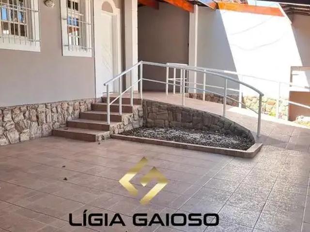 Casa / Sobrado para Venda em São José dos Campos/SP Jardim das Indústrias 3 Quartos