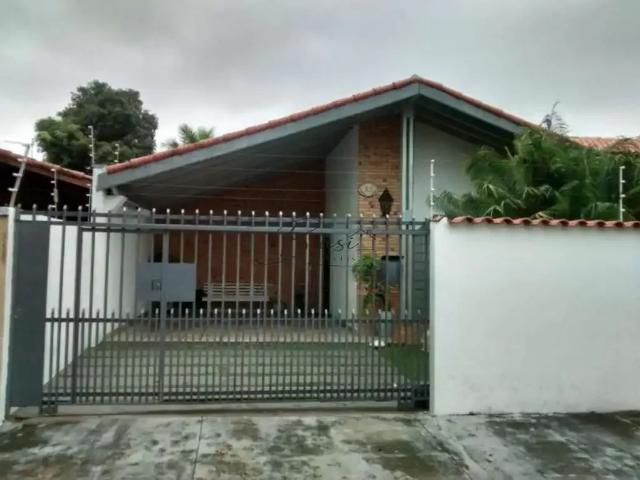 Casa / Sobrado para Venda em São José dos Campos/SP Jardim das Indústrias 4 Quartos