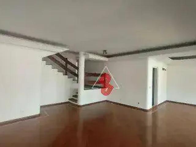 Casa / Sobrado para Venda em São José dos Campos/SP Jardim das Indústrias 4 Quartos