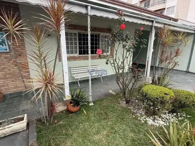 Casa / Sobrado para Venda em São José dos Campos/SP Jardim das Indústrias 4 Quartos