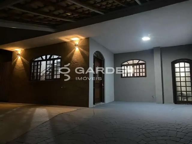 Casa / Sobrado para Venda em São José dos Campos/SP Jardim das Indústrias 4 Quartos