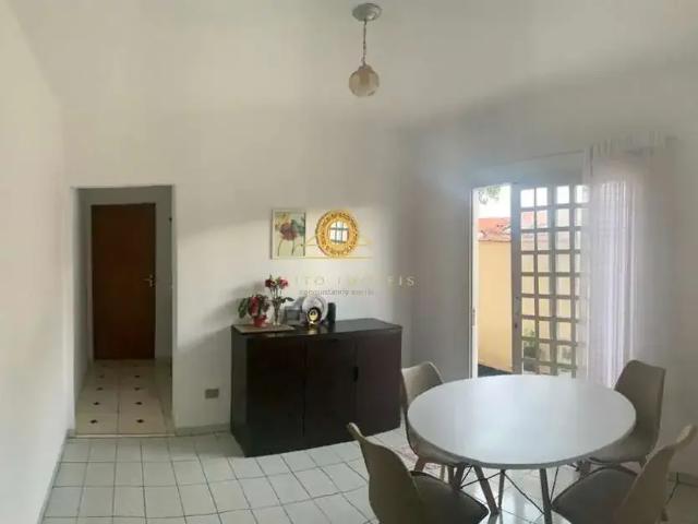 Casa / Sobrado para Venda em São José dos Campos/SP Jardim do Céu 3 Quartos