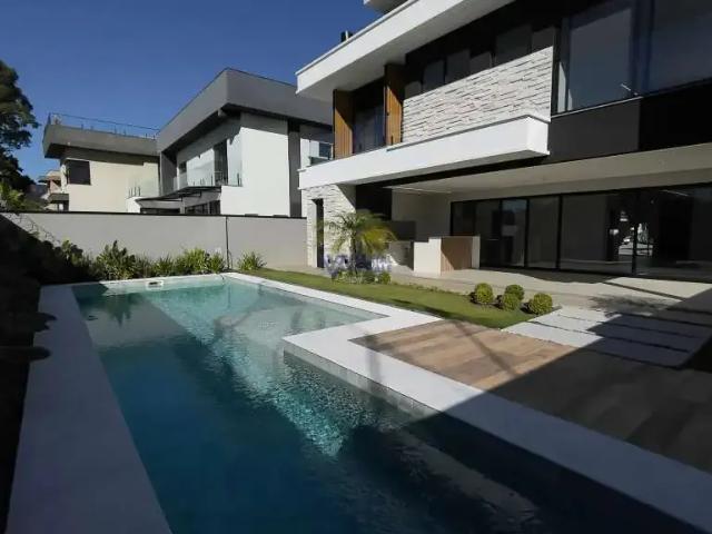 Casa / Sobrado para Venda em São José dos Campos/SP Jardim do Golfe 4 Quartos