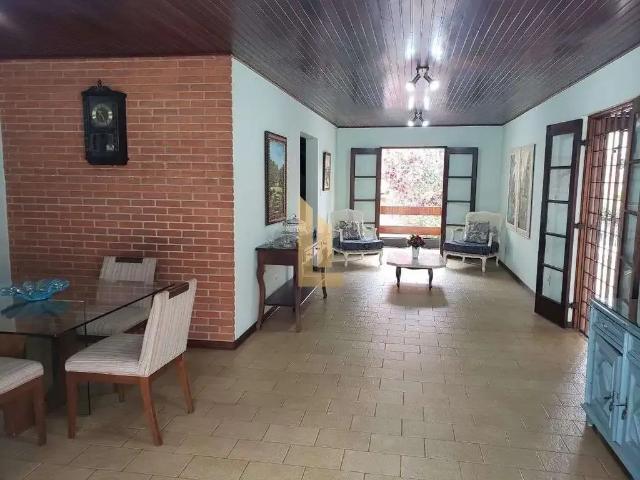 Casa / Sobrado para Venda em São José dos Campos/SP Jardim Esplanada 4 Quartos