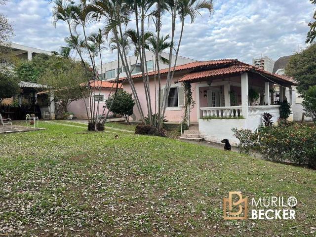 Casa / Sobrado para Venda em São José dos Campos/SP Jardim Esplanada 4 Quartos