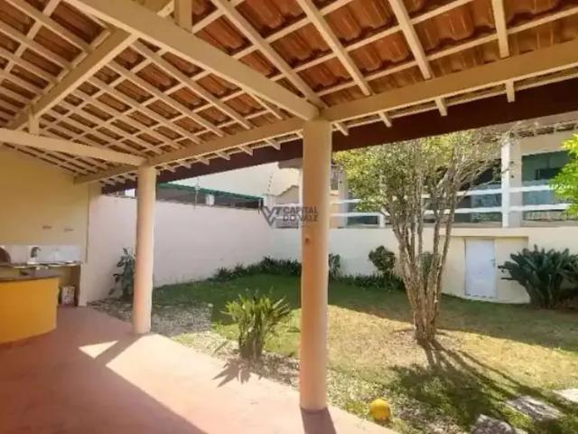 Casa / Sobrado para Venda em São José dos Campos/SP Jardim Esplanada 4 Quartos