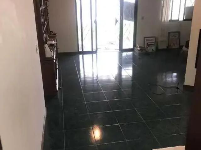 Casa / Sobrado para Venda em São José dos Campos/SP Jardim Esplanada 4 Quartos