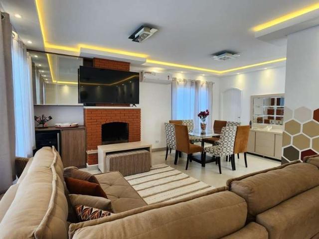Casa / Sobrado para Venda em São José dos Campos/SP Jardim Esplanada 5 Quartos