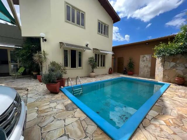 Casa / Sobrado para Venda em São José dos Campos/SP Jardim Esplanada 5 Quartos