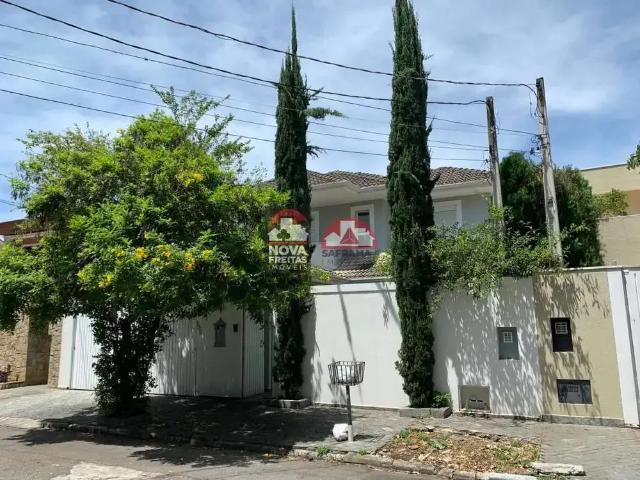 Casa / Sobrado para Venda em São José dos Campos/SP Jardim Esplanada 5 Quartos