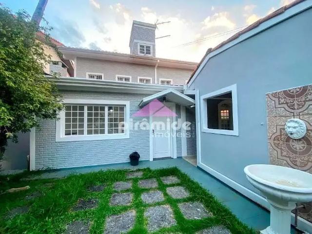 Casa / Sobrado para Venda em São José dos Campos/SP Jardim Esplanada 3 Quartos
