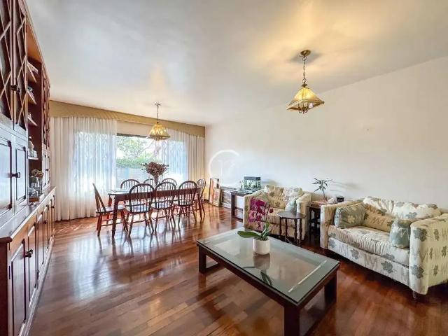 Casa / Sobrado para Venda em São José dos Campos/SP Jardim Esplanada 3 Quartos