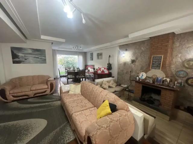 Casa / Sobrado para Venda em São José dos Campos/SP Jardim Esplanada 3 Quartos