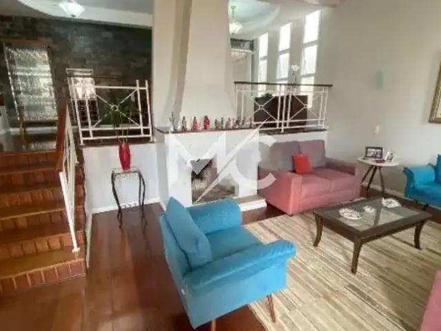 Casa / Sobrado para Venda em São José dos Campos/SP Jardim Esplanada II 4 Quartos