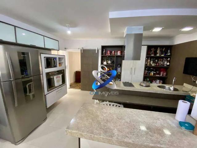 Casa / Sobrado para Venda em São José dos Campos/SP Jardim Esplanada II 5 Quartos