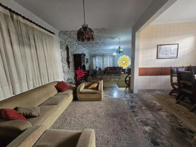 Casa / Sobrado para Venda em São José dos Campos/SP Jardim Esplanada II 3 Quartos
