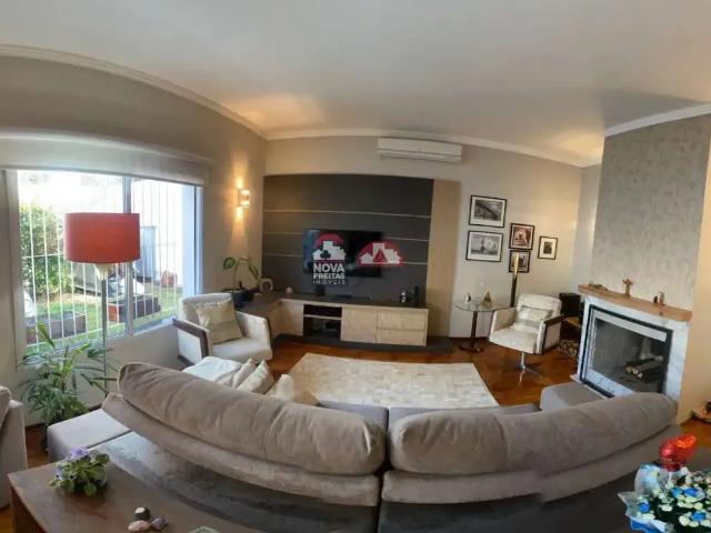 Casa / Sobrado para Venda em São José dos Campos/SP Jardim Esplanada II 3 Quartos