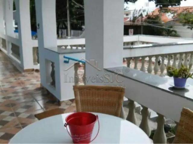 Casa / Sobrado para Venda em São José dos Campos/SP Jardim Esplanada II 3 Quartos
