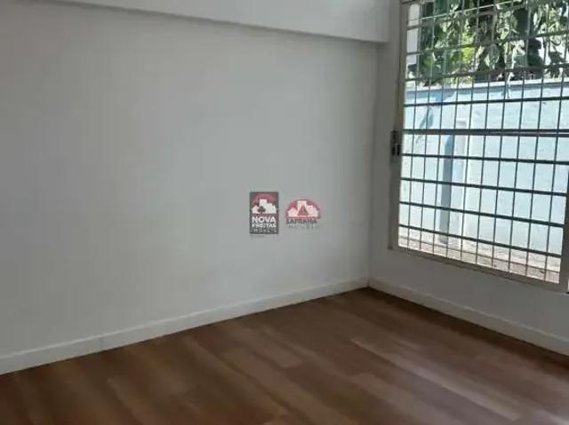 Casa / Sobrado para Venda em São José dos Campos/SP Jardim Esplanada II 3 Quartos