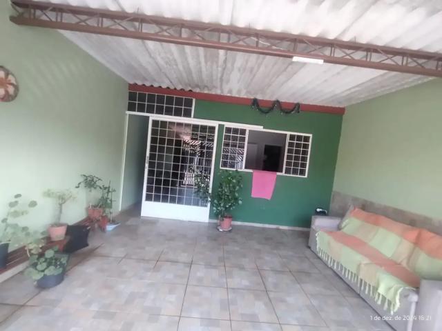 Casa / Sobrado para Venda em São José dos Campos/SP Jardim Pararangaba 3 Quartos