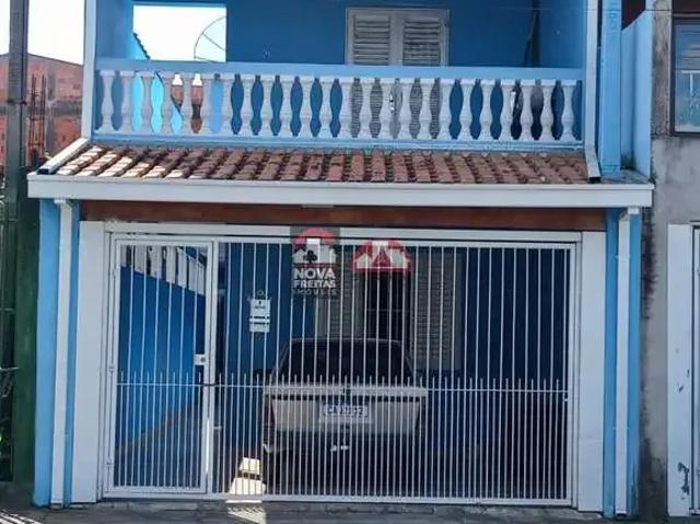 Casa / Sobrado para Venda em São José dos Campos/SP Jardim Pararangaba 4 Quartos