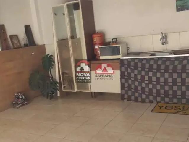 Casa / Sobrado para Venda em São José dos Campos/SP Jardim Portugal 4 Quartos