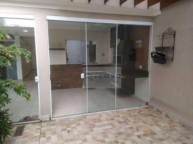 Casa / Sobrado para Venda em São José dos Campos/SP Jardim Rodolfo 3 Quartos