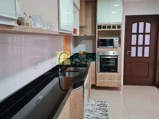 Casa / Sobrado para Venda em São José dos Campos/SP Jardim Rodolfo 3 Quartos