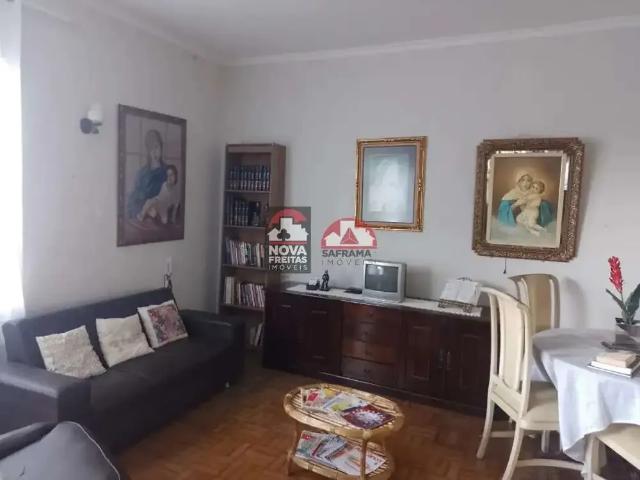 Casa / Sobrado para Venda em São José dos Campos/SP Jardim São Dimas 3 Quartos