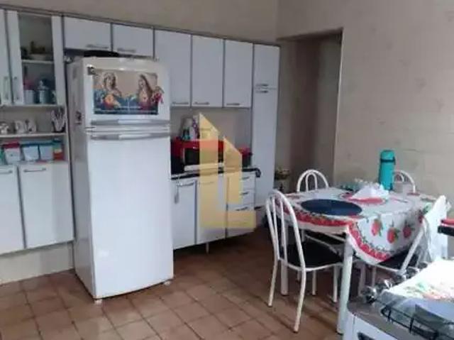 Casa / Sobrado para Venda em São José dos Campos/SP Jardim São Jorge 3 Quartos