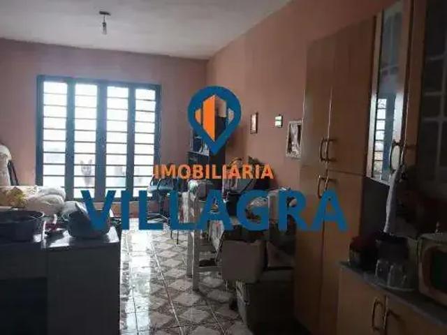 Casa / Sobrado para Venda em São José dos Campos/SP Jardim São José Leste 2 Quartos
