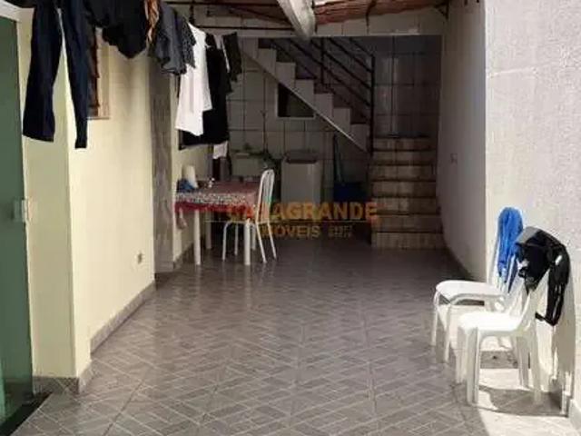 Casa / Sobrado para Venda em São José dos Campos/SP Jardim São Judas Tadeu 2 Quartos
