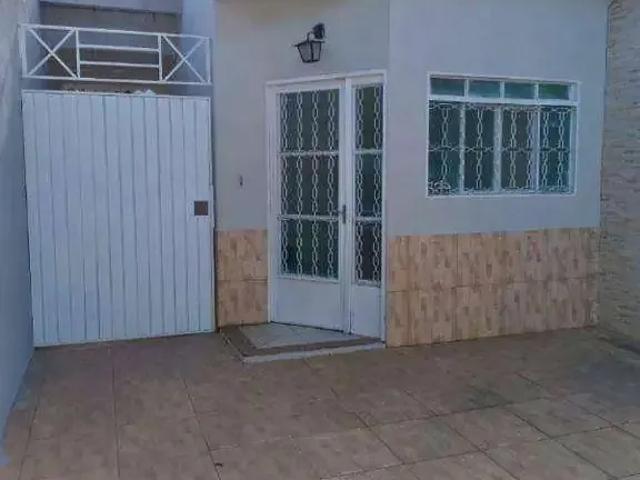 Casa / Sobrado para Venda em São José dos Campos/SP Jardim São Leopoldo 3 Quartos