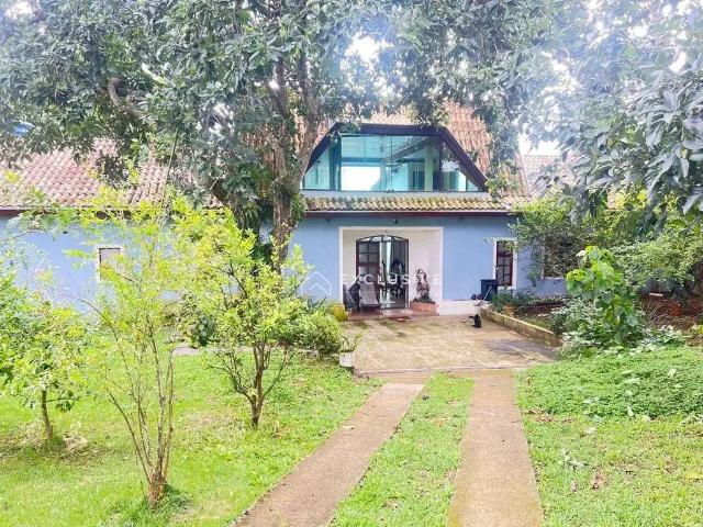 Casa / Sobrado para Venda em São José dos Campos/SP Jardim Santa Maria 3 Quartos