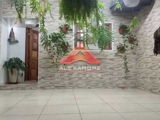 Casa / Sobrado para Venda em São José dos Campos/SP Jardim Santa Inês I 3 Quartos