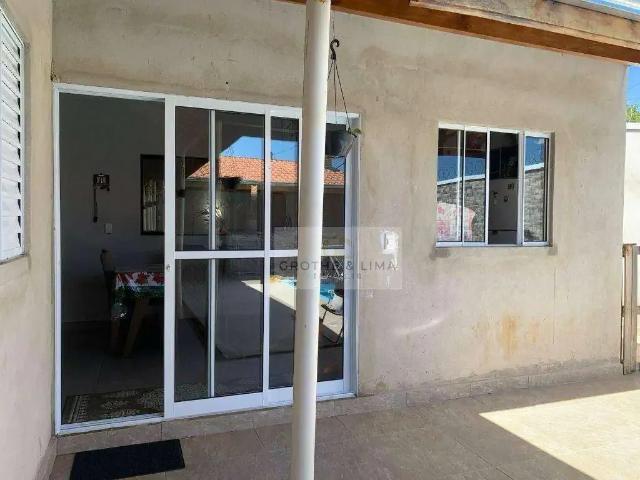 Casa / Sobrado para Venda em São José dos Campos/SP Jardim Santa Júlia 3 Quartos