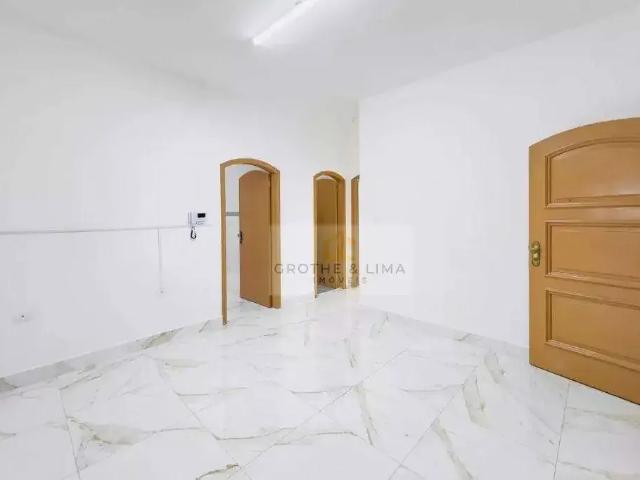 Casa / Sobrado para Venda em São José dos Campos/SP Jardim Satélite 2 Quartos