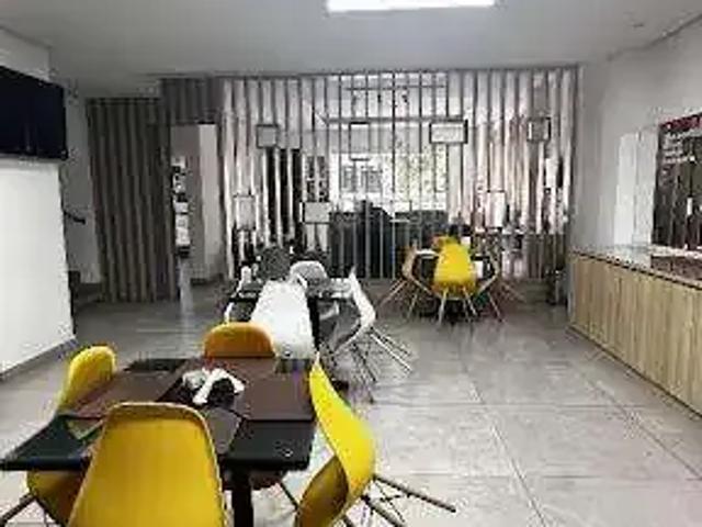 Casa / Sobrado para Venda em São José dos Campos/SP Jardim Satélite 38 Quartos