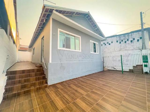 Casa / Sobrado para Venda em São José dos Campos/SP Jardim Satélite 3 Quartos