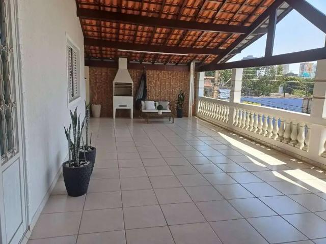 Casa / Sobrado para Venda em São José dos Campos/SP Jardim Satélite 3 Quartos