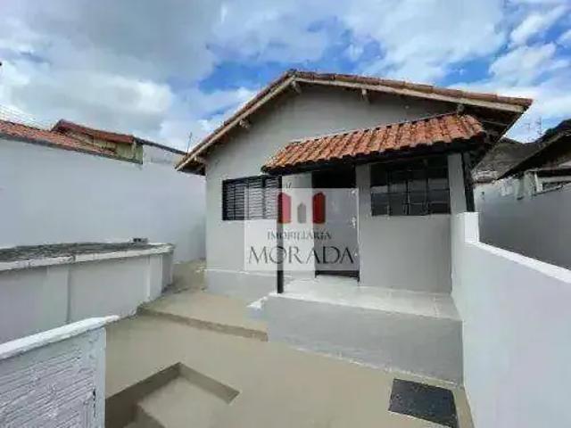 Casa / Sobrado para Venda em São José dos Campos/SP Jardim Satélite 4 Quartos