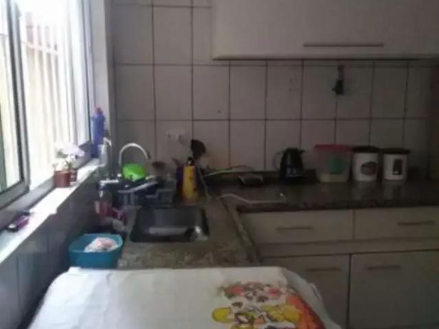 Casa / Sobrado para Venda em São José dos Campos/SP Jardim Uirá 3 Quartos